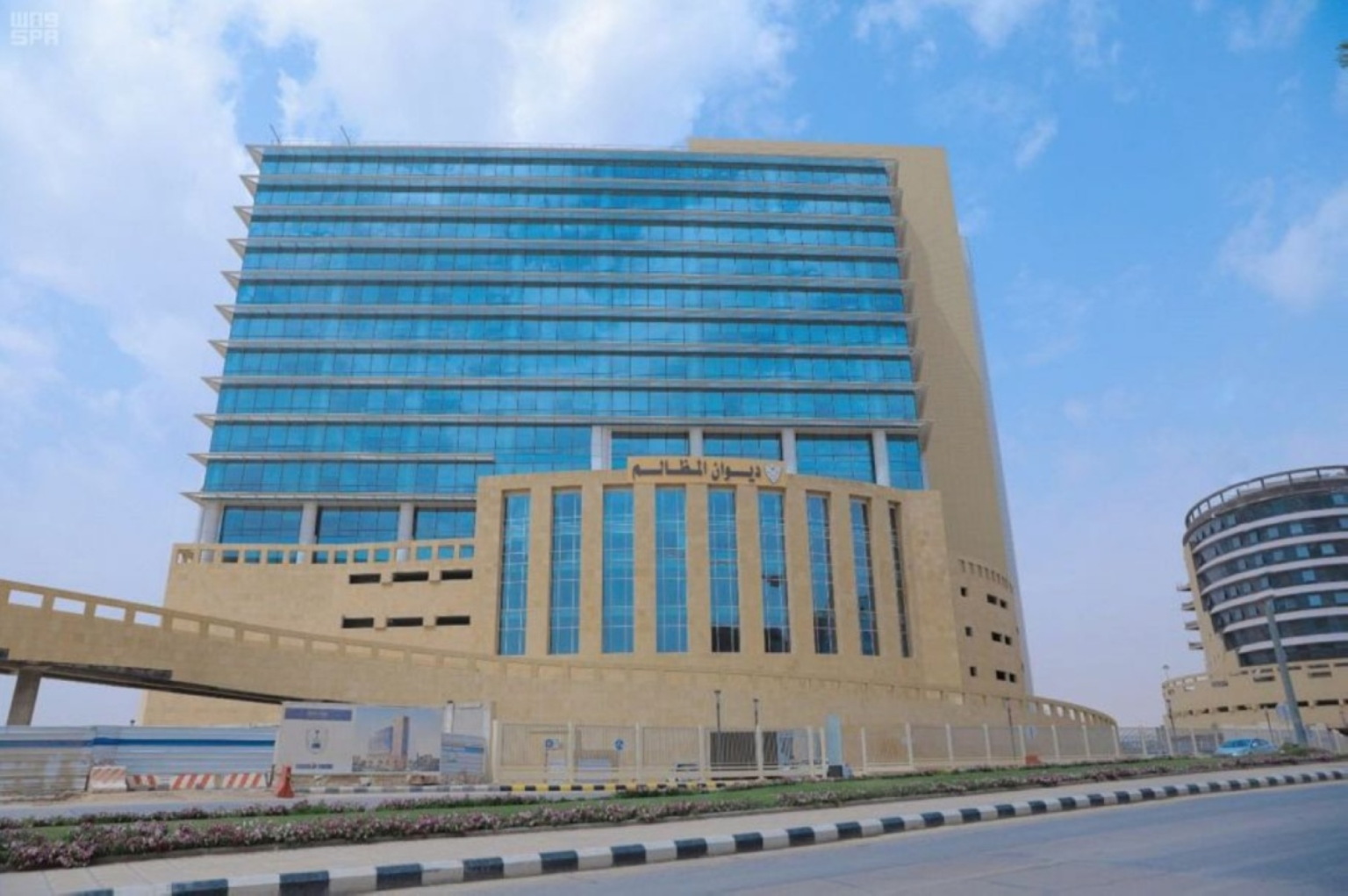 Siniora's new factory in Jeddah: A 150 million riyal investment to ...